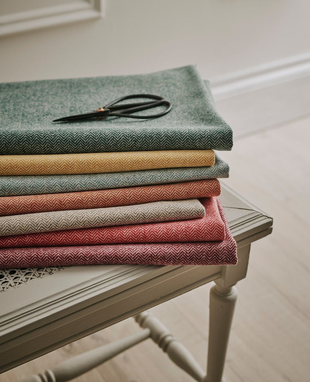 Jane Churchill - Fabric Houses | The Chair People